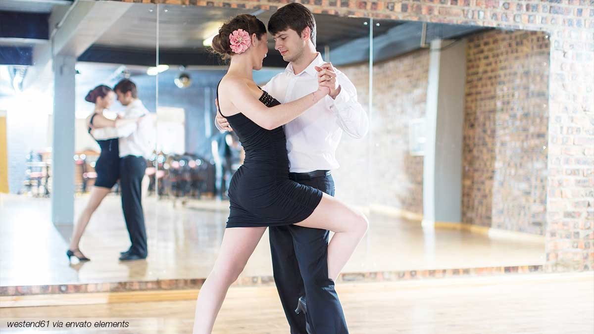 Salsa tanzen lernen - Geschichte, Schritte und Musik für Anfänger und ...